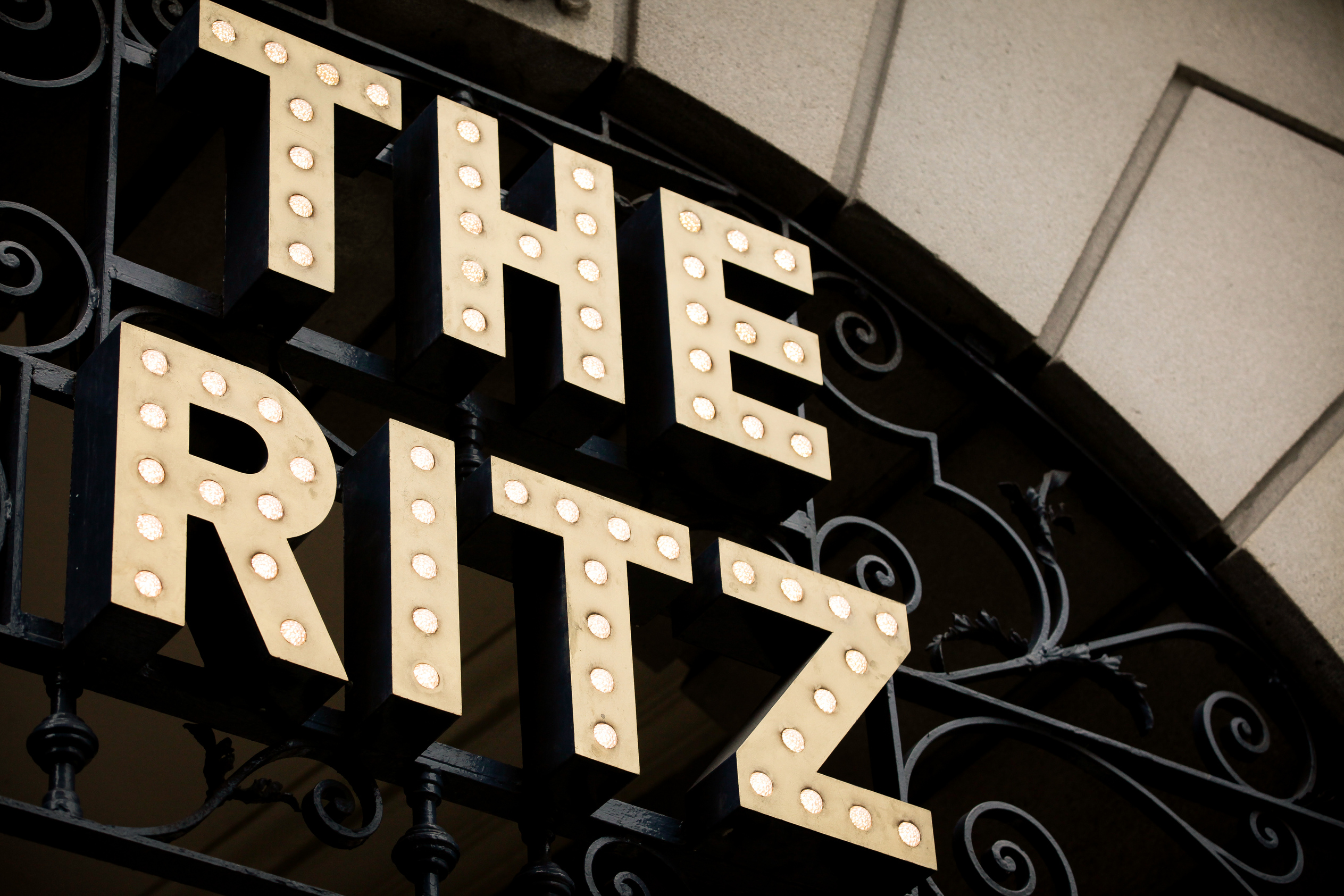 The Ritz London Band — Sensation Band